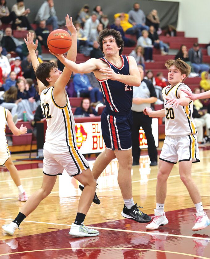 USC tops Sibley East | News, Sports, Jobs - Faribault County Register
